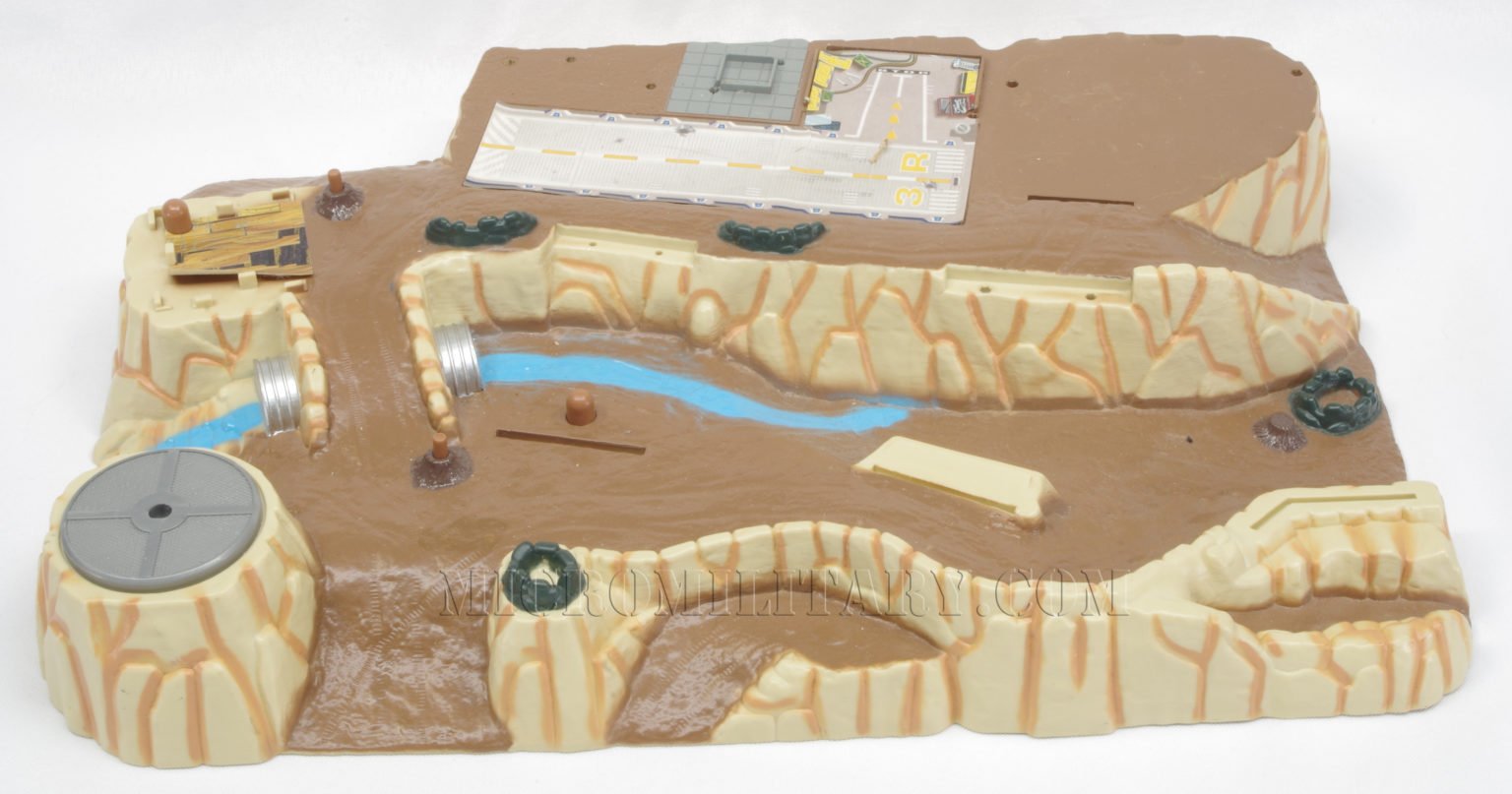 Shadowrock Battlebase – Micro Machines Military